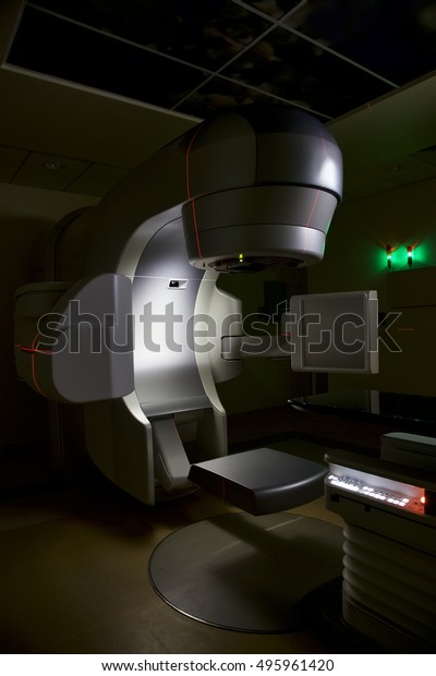 Linear Accelerator Xray Machine Stock Photo 495961420 | Shutterstock