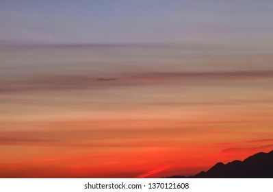 Linear Clouds Sunset Stock Photo 1370121608 | Shutterstock