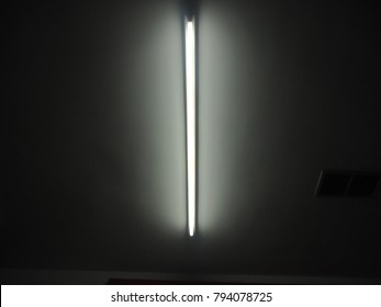 Linear Light Centered Stock Photo 794078725 | Shutterstock