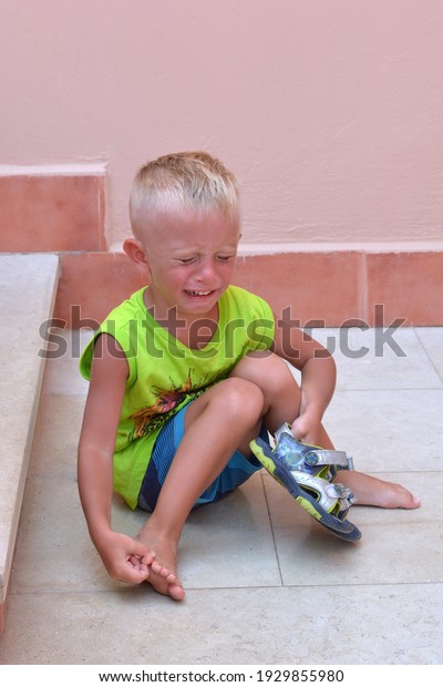 Little Boy Crying While Sitting On Stock Photo 1929855980 Shutterstock