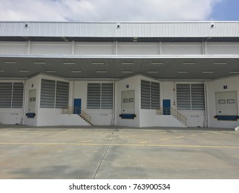 Industrial Building Commercial Warehouse库存照片771398311 | Shutterstock