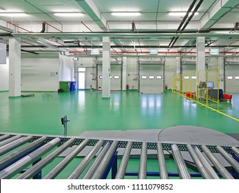 799 Interior loading dock Images, Stock Photos & Vectors | Shutterstock