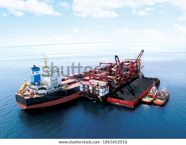 Loading Unloading Coal Barge Mother Vessel Stock Photo 1865652016 ...