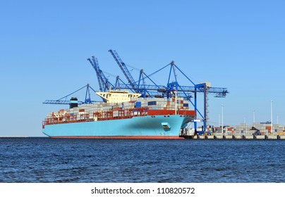 Loading Unloading Ship Container Terminal Stock Photo 110820572 ...