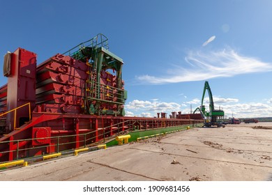 Loading Unloading Vessels On Timber Terminal Stock Photo 1909681456 ...