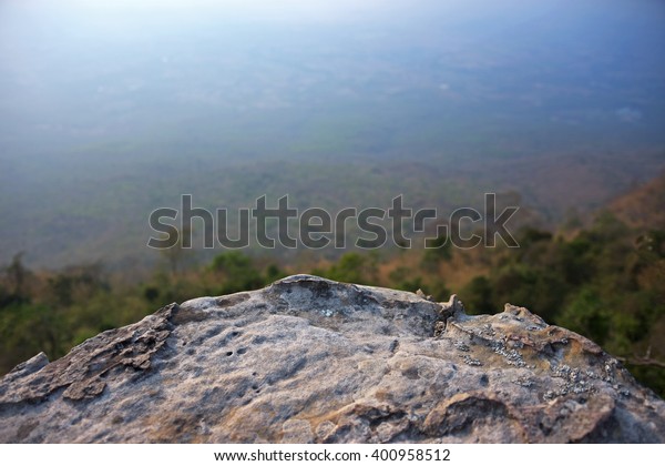 1,513 Cliff Edge Looking Down Images, Stock Photos & Vectors | Shutterstock