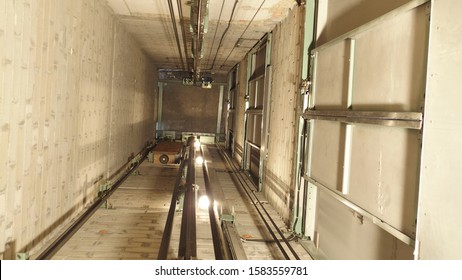 127 Elevator hoistway Images, Stock Photos & Vectors | Shutterstock