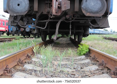 Look Under Train Stock Photo 756520537 | Shutterstock