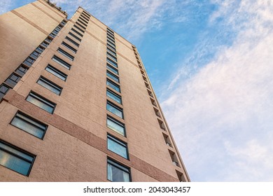 7,701 Waterfront condos Images, Stock Photos & Vectors | Shutterstock