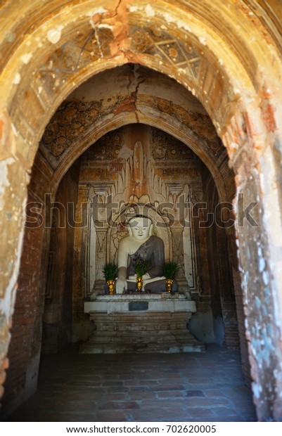 Lord Buddha Images Inside Temples Bagan Foto Stok 702620005 | Shutterstock