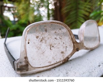 1,682 Dirty eyeglasses Stock Photos, Images & Photography | Shutterstock