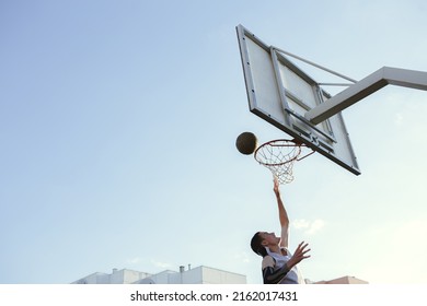 519 Basketball Player Side View Stock Photos, Images & Photography ...