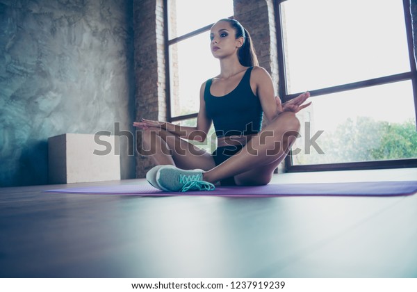 Photo de stock Low Below Angle View Pretty Attractive 1237919239 ...