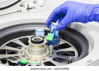 Machine That Performs Tissue Analysis Pathology Stock Photo 1624510900 ...
