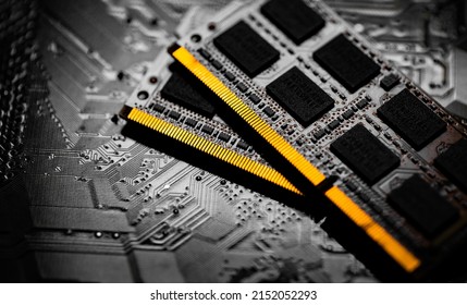 Macro Close Computer Ram Chip Motherboard Foto stock 2152052293 ...