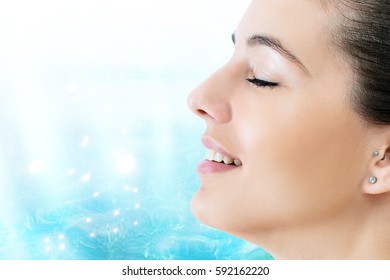 153,247 Full Face Smile Images, Stock Photos & Vectors | Shutterstock