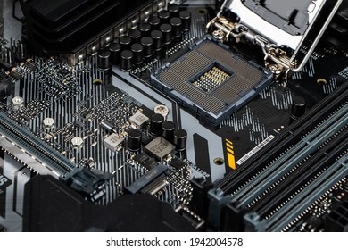 2,925 Logic board repair Images, Stock Photos & Vectors | Shutterstock