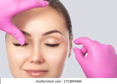 4,793 Eyebrows Threading Images, Stock Photos & Vectors | Shutterstock