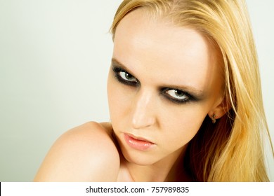 Makeup Green Shadows Stock Photo 757989835 | Shutterstock