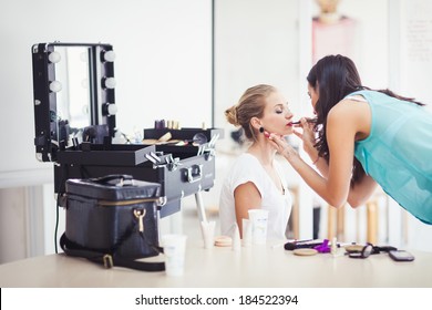 10,503 Makeup training Images, Stock Photos & Vectors | Shutterstock