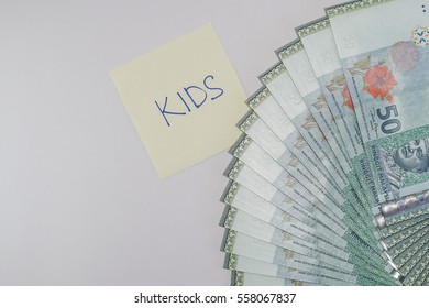 Malaysian Ringgit Saving Kids Stock Photo 558067837 | Shutterstock