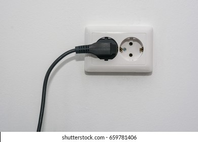 386 Putting finger into a socket Images, Stock Photos & Vectors ...