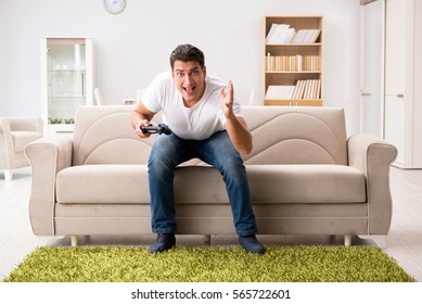 275 Hide Game In Pc Images, Stock Photos & Vectors | Shutterstock