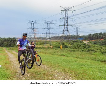 4 Whilly Whilly Images, Stock Photos & Vectors | Shutterstock