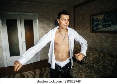 578 Clothes too small Images, Stock Photos & Vectors | Shutterstock