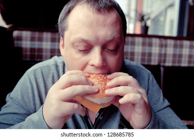 Portrait Angry Man Eating Hamburger Fast Stock Photo 1890335713 ...