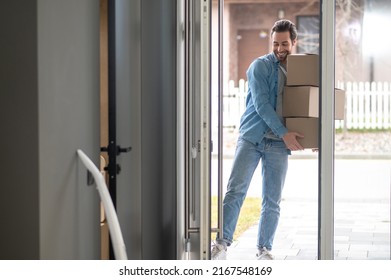 297 Man entering smart door Images, Stock Photos & Vectors | Shutterstock