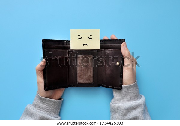 8,150件の「Sad wallet」の画像、写真素材、ベクター画像 | Shutterstock