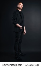 138,057 Man standing in dark Images, Stock Photos & Vectors | Shutterstock