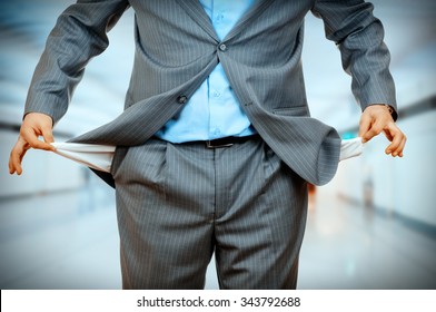441 Man pulling out empty pockets Images, Stock Photos & Vectors ...