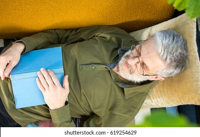 23,210 Book bed sleep Images, Stock Photos & Vectors | Shutterstock
