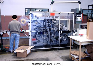 89 Shrink wrap machine Images, Stock Photos & Vectors | Shutterstock