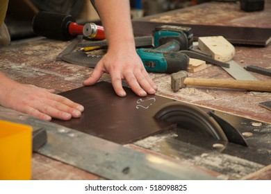 Auto Mechanic Adjusting Cylinder Head On Stock Photo 1345348223 ...