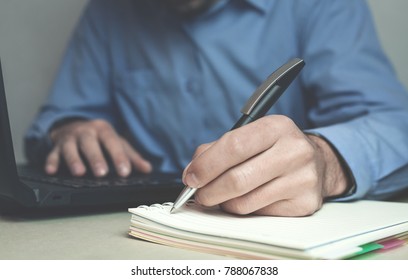 201,038 Man writing in office Images, Stock Photos & Vectors | Shutterstock