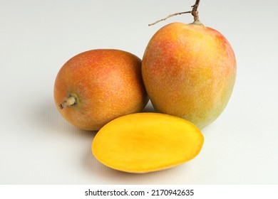 Mango Fruit Mango Slide Stock Photo 2170942635 | Shutterstock