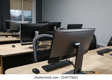 1,408 Computer with many windows Images, Stock Photos & Vectors ...