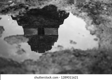 33 Water Reflection Puddle Map Images, Stock Photos & Vectors ...