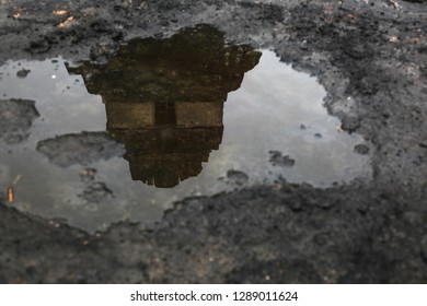 33 Water Reflection Puddle Map Images, Stock Photos & Vectors ...