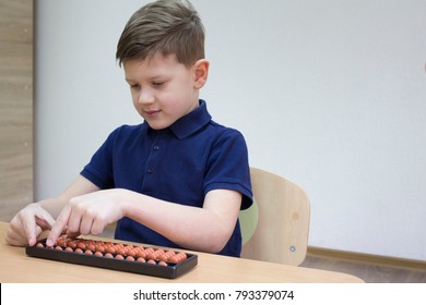 3,077 Abacus classes Images, Stock Photos & Vectors | Shutterstock