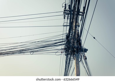 Mess Wire Cable Clutter On Electric Stock Photo 632666549 | Shutterstock