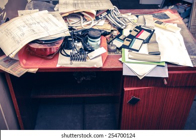 2,152 Untidy office Images, Stock Photos & Vectors | Shutterstock