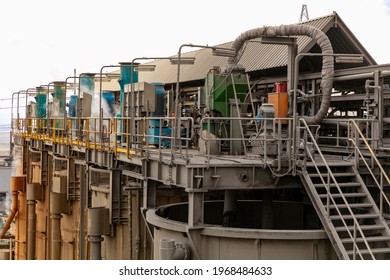 7,165 Gold Processing Plant Images, Stock Photos & Vectors | Shutterstock
