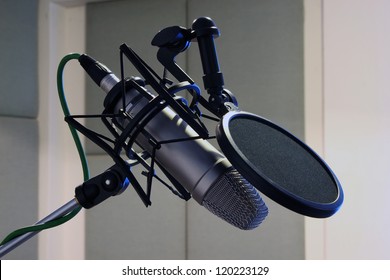 7,405 imágenes de Micro radio - Imágenes, fotos y vectores de stock ...
