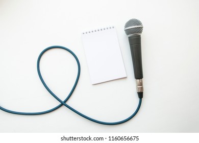 Microphone Empty Paper Stock Photo 1160656675 | Shutterstock