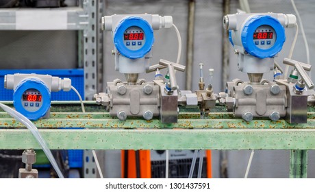 Microprocessor Pressure Transmitter Assembly Stock Photo 1301437591 ...