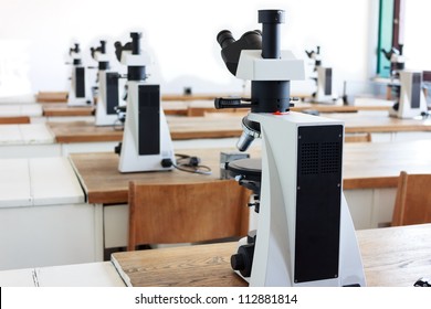3,272 Empty computer lab Images, Stock Photos & Vectors | Shutterstock